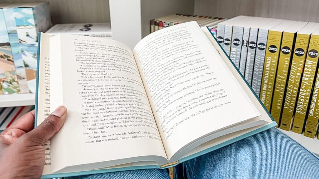 How to Read Books for Free (7 Legal Apps I Use)