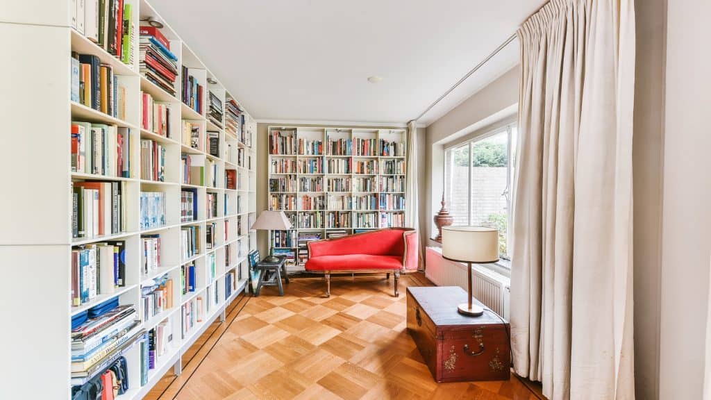 7 Simple Ways to Find Time to Read Even When You’re Swamped