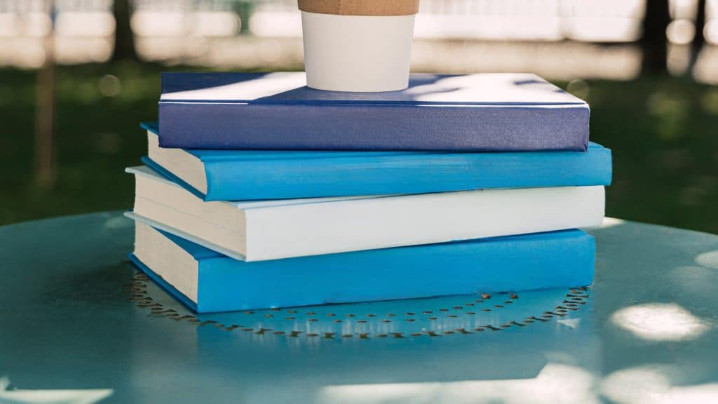 30 Game-Changing Tips to Read More Books This Year