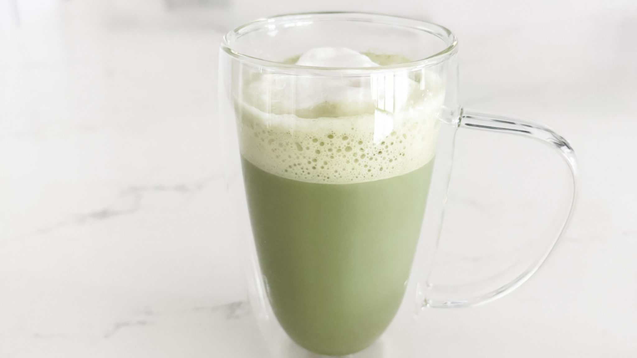 Easy Matcha Latte Recipe (Hot, Healthy & Cozy at Home)